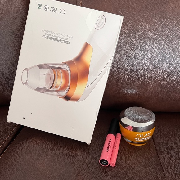 OLAY | Skincare | Olay Gold Skincare Tool For Radiant Skin | Poshmark